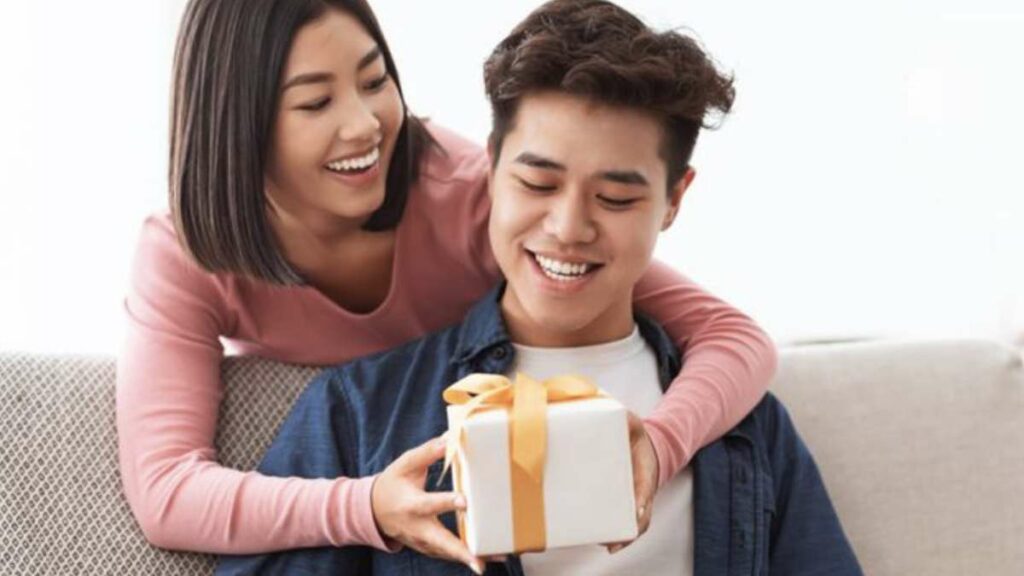 Hadiah Ulang Tahun Untuk Suami Tercinta Yang Paling Sweet